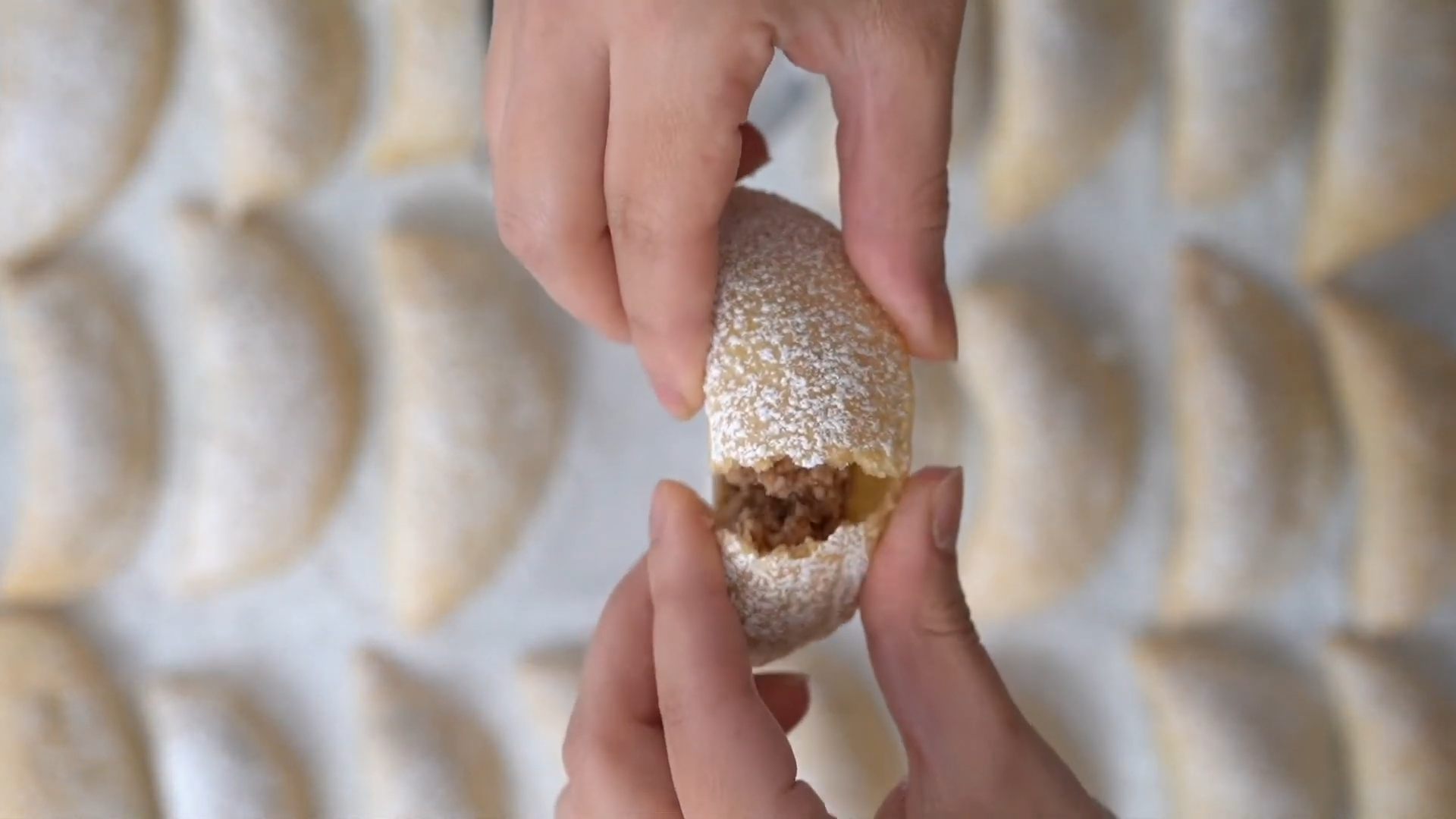 Cornes de Gazelle -Moroccan Almond Cookies - African Vibes