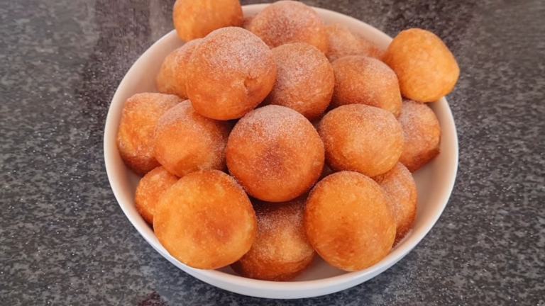 Amagwinya (Vetkoek) Recipe - African Vibes