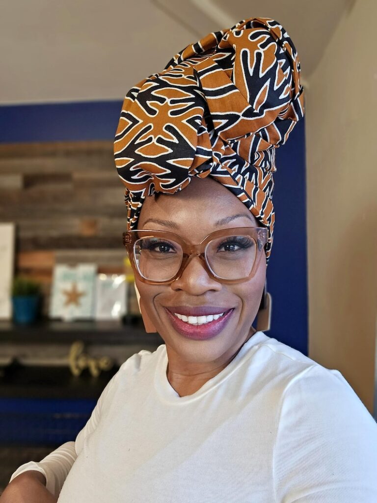 15 Stunning African Headwraps From Instagram - African Vibes